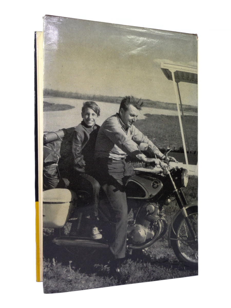 ZEN AND THE ART OF MOTORCYCLE MAINTENANCE BY ROBERT M. PIRSIG 1975 HAR ...